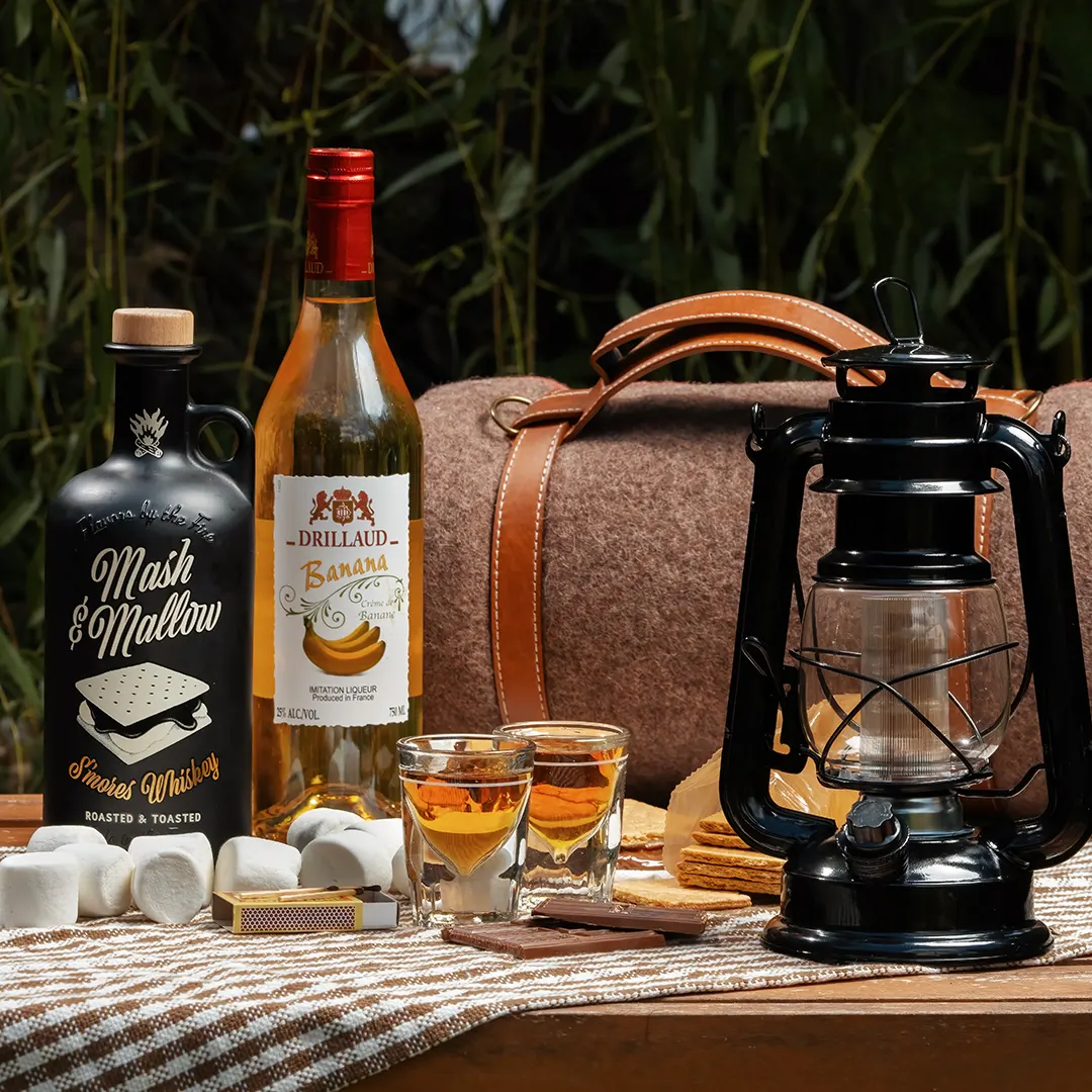 Mash & Mallow and Crème de Banane Shot - Mash and Mallow